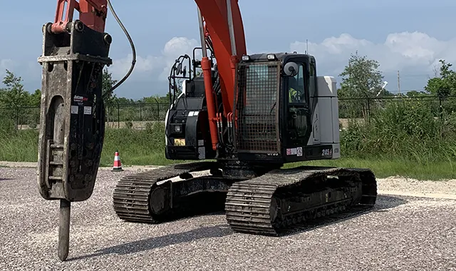 Hydraulic Concrete Breakers | Bottom Line Equipment